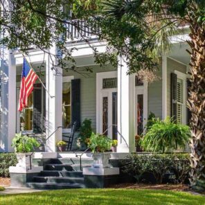 Dorian Gray Sherwin Williams (SW 7017): A Review - Enthralling Gumption