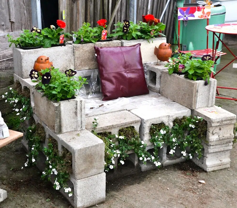 Garden Ideas Using Concrete Blocks DIY Cinder Block Patio Garden