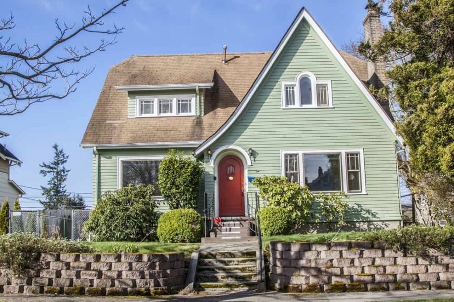 5 Warm Green Paint Colors That Will Bring Life to Any Room ...