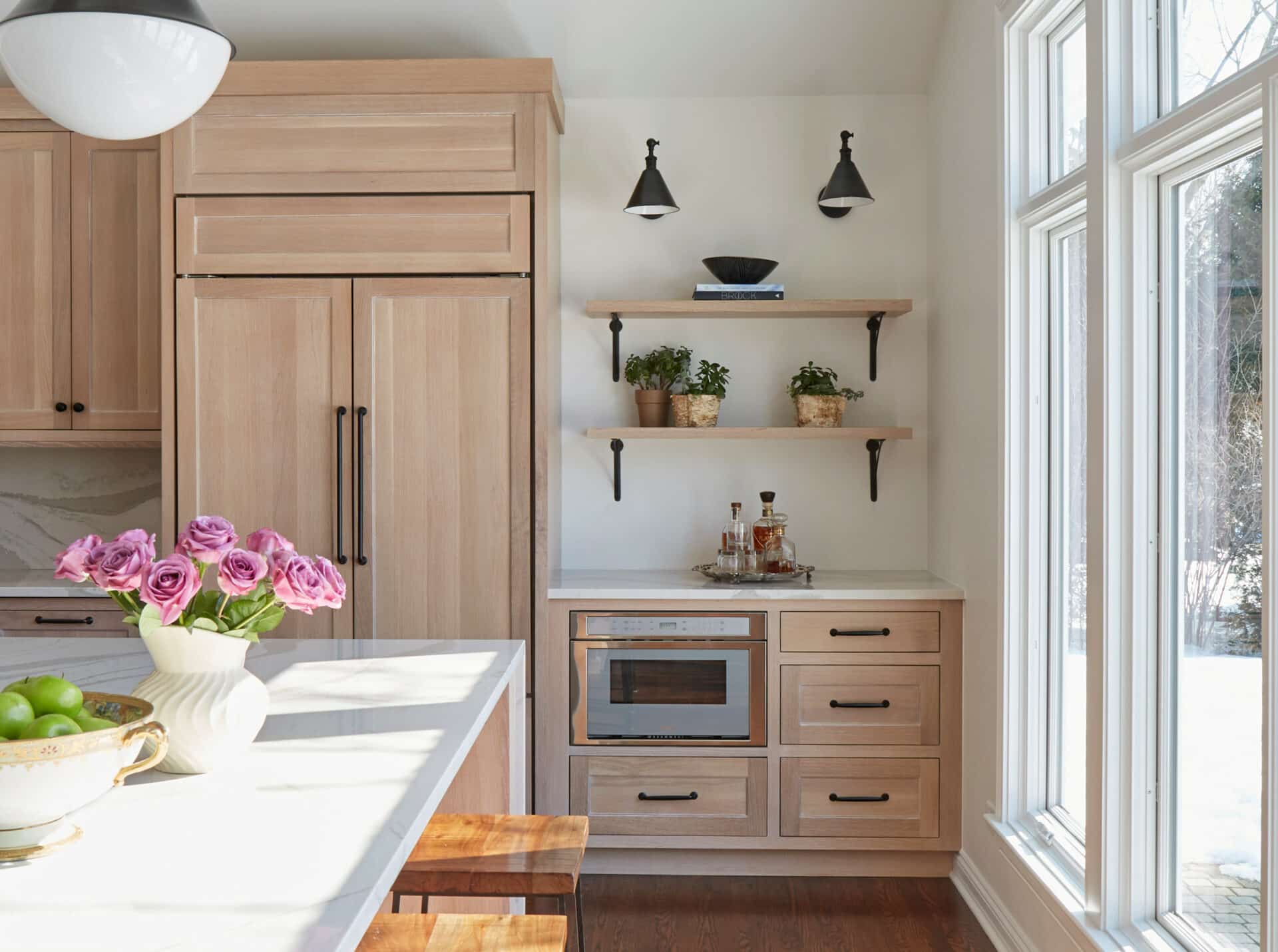 Explore 20 White Oak Kitchen Designs for a Fresh Look - Enthralling ...