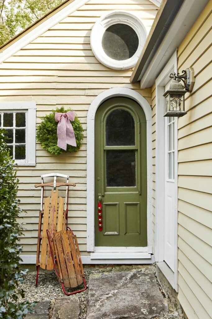 11 Unique Green Front Door Colors - Enthralling Gumption
